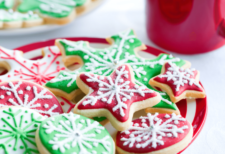 38 Easy Christmas Cookies to Make With Your Kids - Fun Family Meals