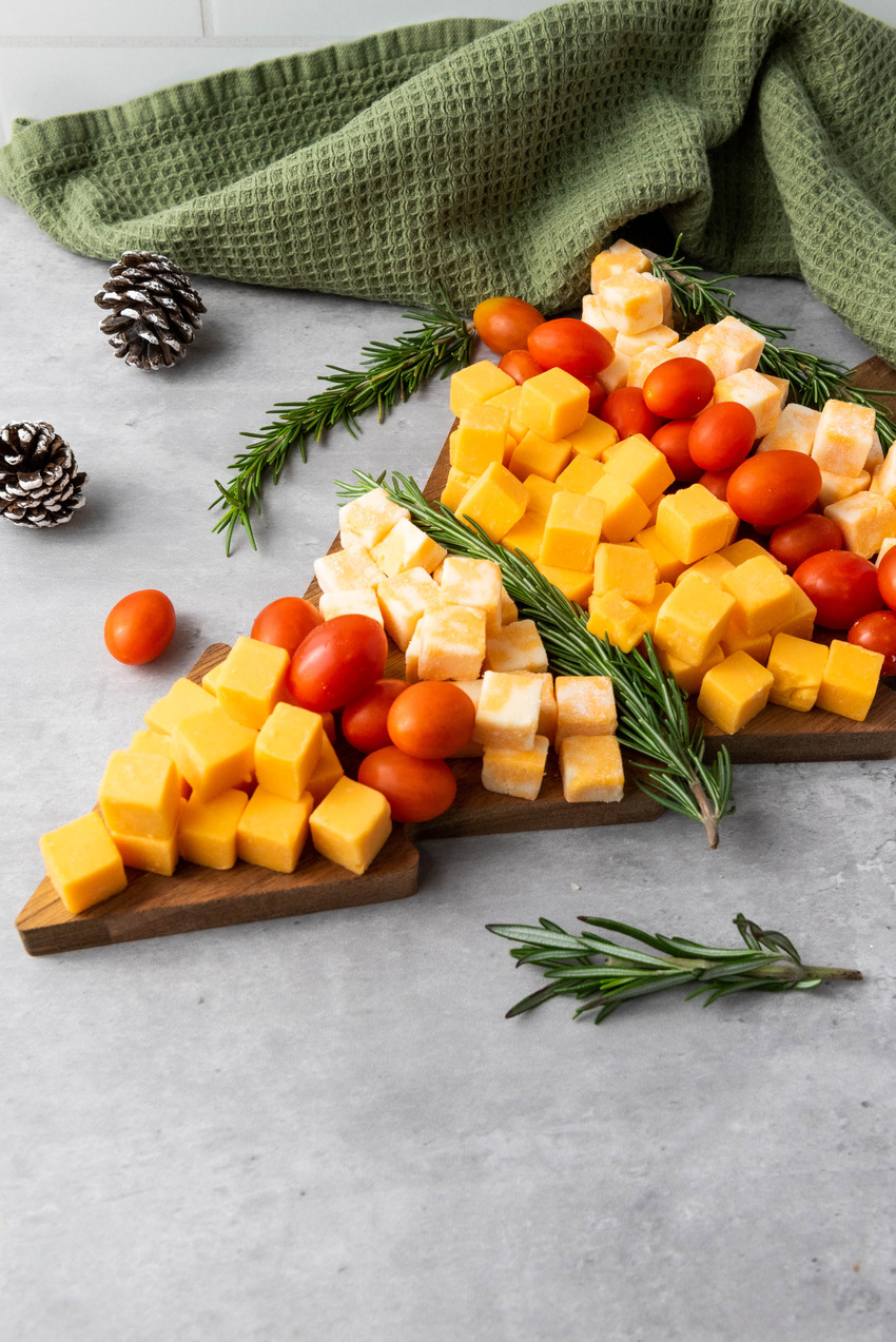 Christmas Tree Cheese Platter (Easy Holiday Appetizer) - Fun Family Meals